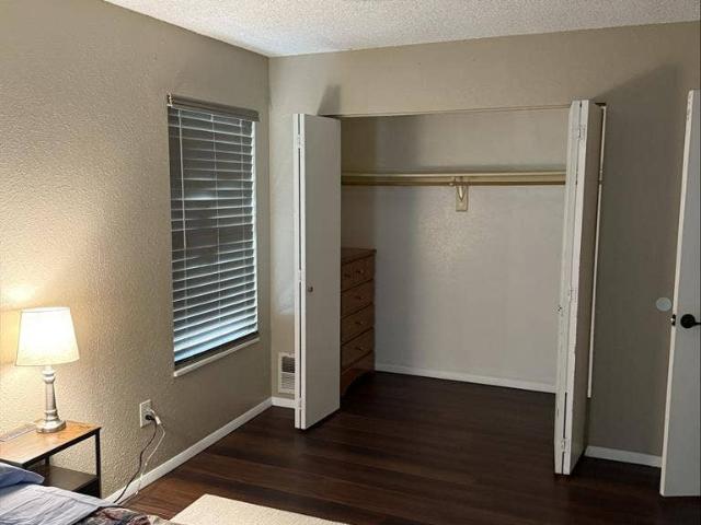 Large Room N. Denver Northglenn