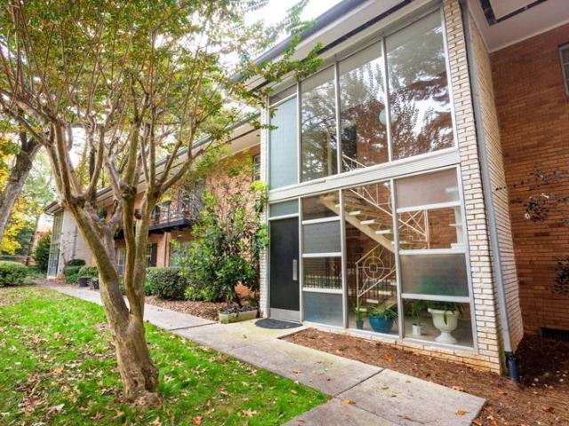 Large room available 8min to Emory, Buckhead, Mid