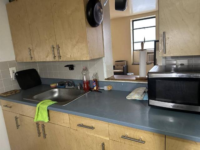 Large Room Available for rent