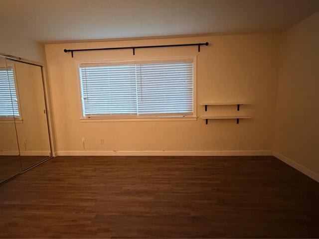 Large room available for rent