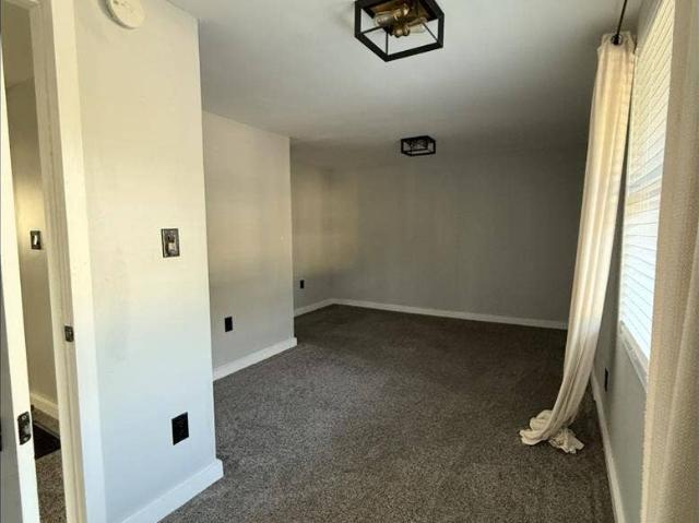 Large Room Available For Rent