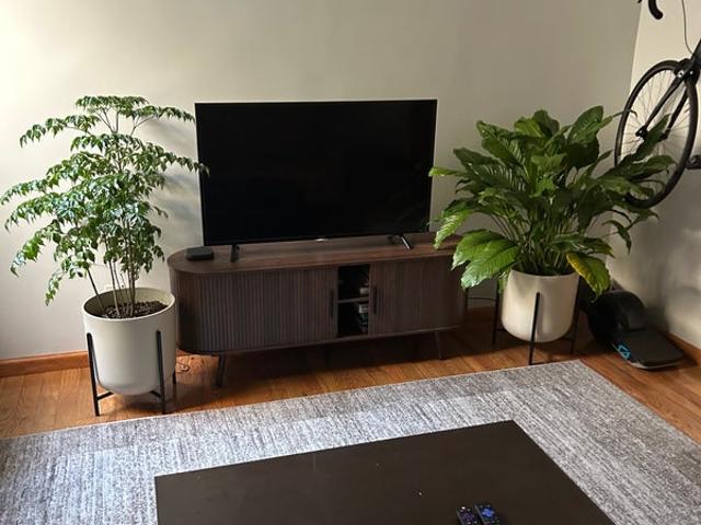 Large room available in the heart of Astoria