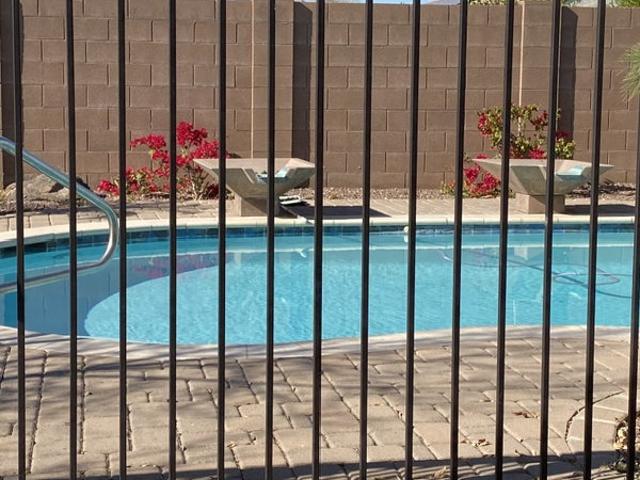 Large room for rent Cotton & Lower buckeye