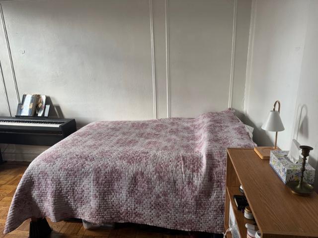 Large Room for Rent in Astoria Queens! $1300/mo