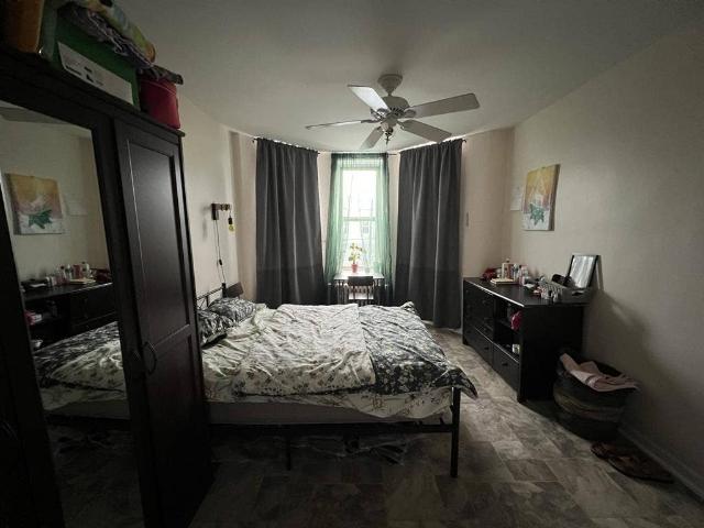 Large room for rent in Brooklyn$900