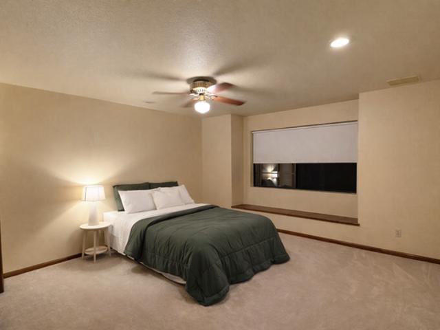Large Room for Rent Utilities Included