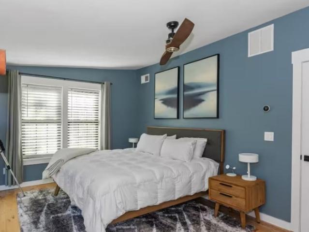 Large room for rent!