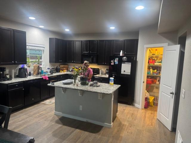 Large room for rent
