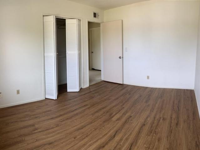 Large room for rent