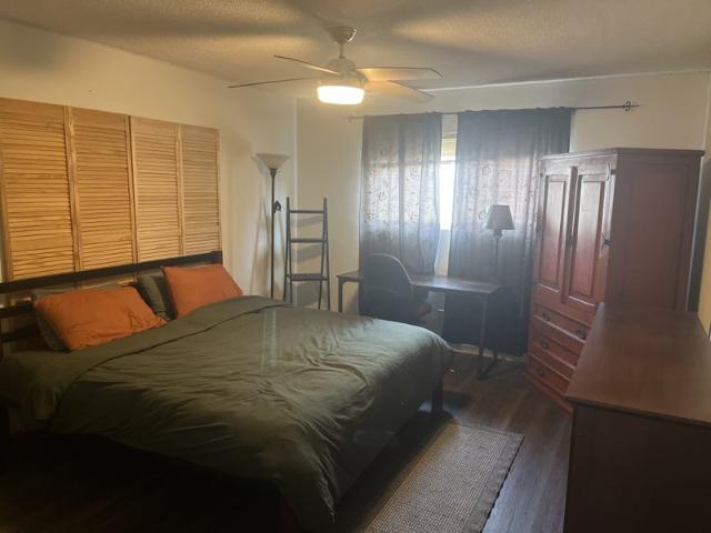 Large Room For Rent