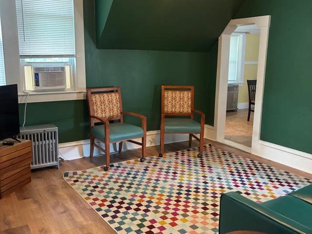 Large room for rent