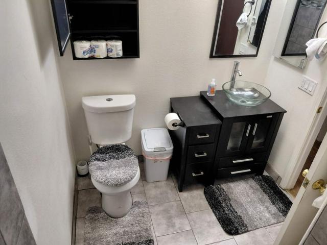 Large room for rent