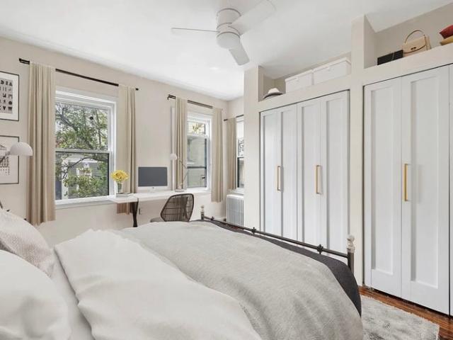 Large room for rent