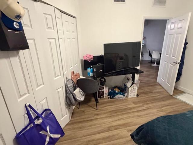Large Room for Rent