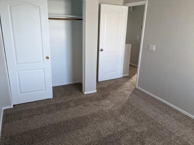 Large room for rent $900 all included