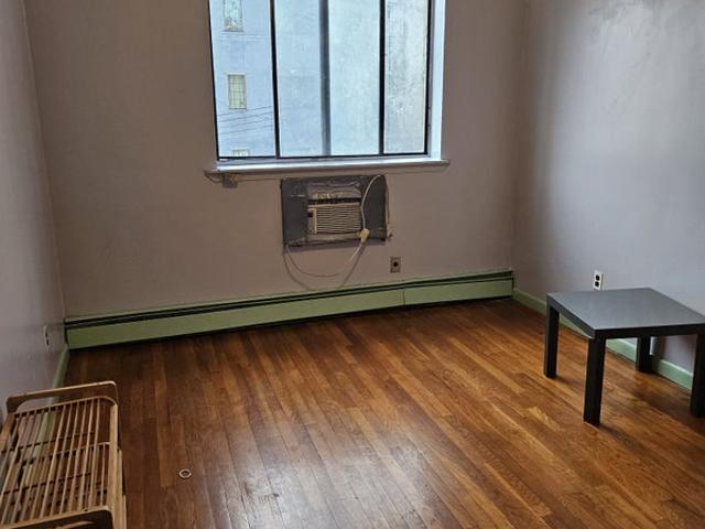 Large room for single occupant