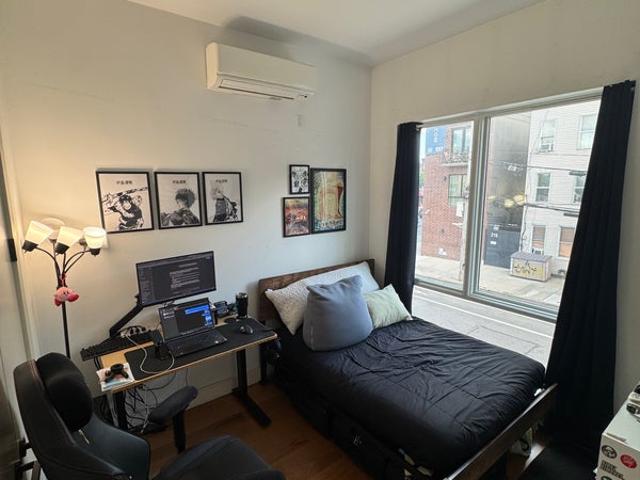 Large room in modern 3BR/2BA