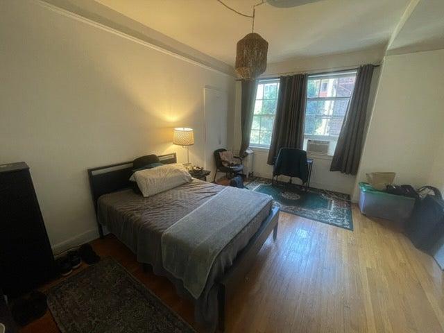 Large room in historic apartment including parking