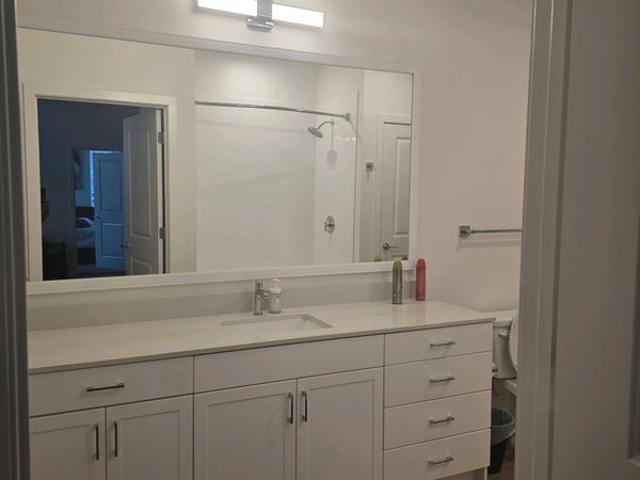 Large room, private bathroom