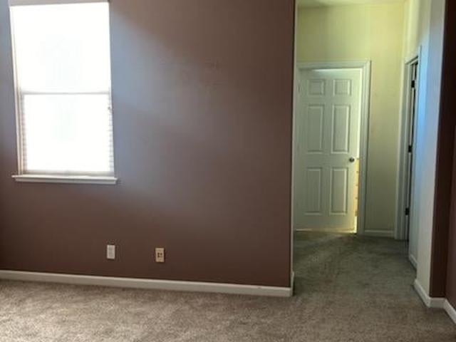 Large room, private bathroom, safe, quiet home