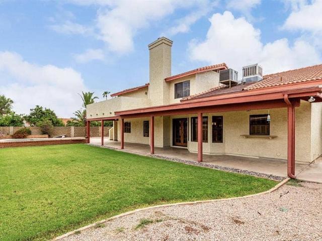 Large room utilites included!