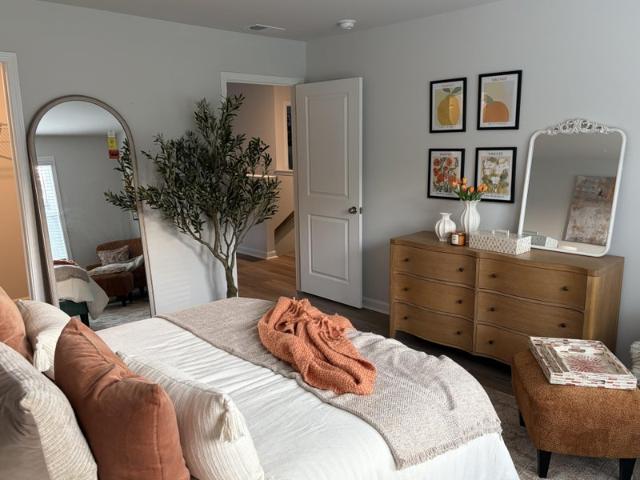 Large room w/walk in closet in new home