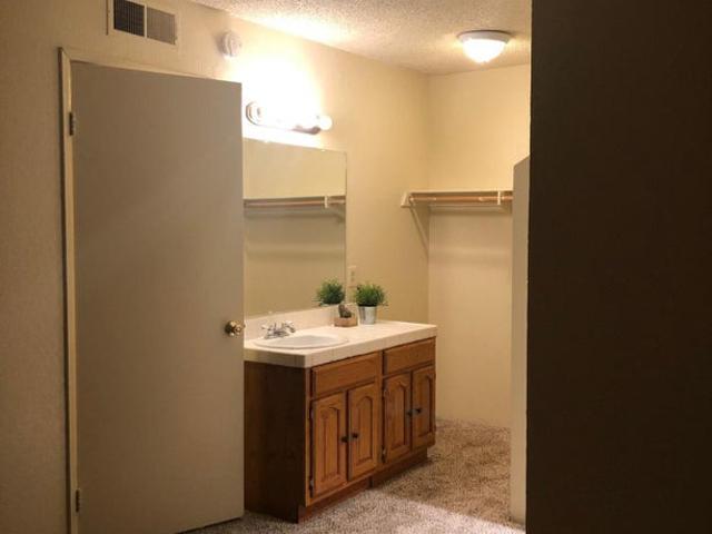 Large Room with Private Bathroom Near Beach