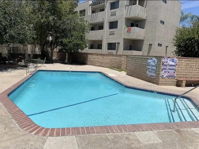 Large Room w/Private Bathroom