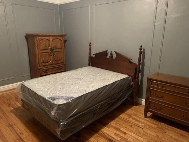 Large Rooms Available For Rent Near Yankee Stadium