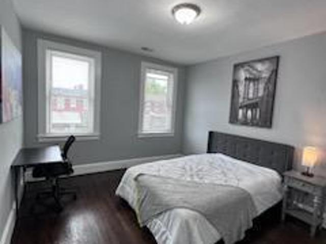 Large Rooms Pen Lucy Neighborhood Newly Renovated Home with Classic White Kitchen Hardwood Floors Near Public Transit