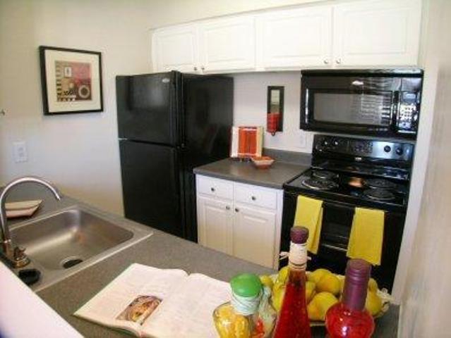 Large Rooms, Some Utilities Included, Great Location!