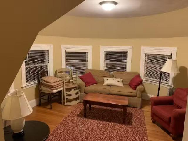 large size 2bed 2 bath on the heart of wayland 252 Wayland Av.