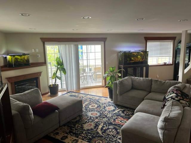 Large & Small Room Available