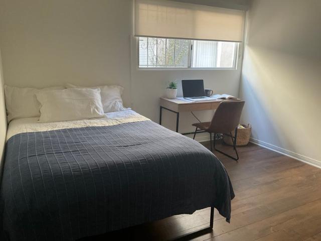 Large Spacious Bedroom in Mar Vista/Venice