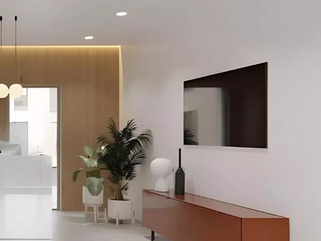 Large Standard Studio