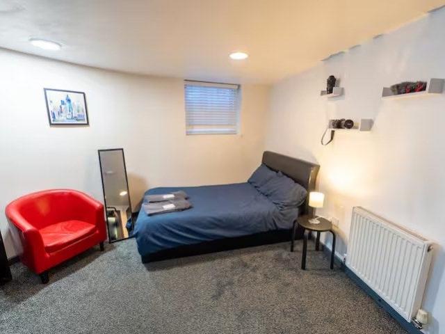 LARGE studio next to UOB