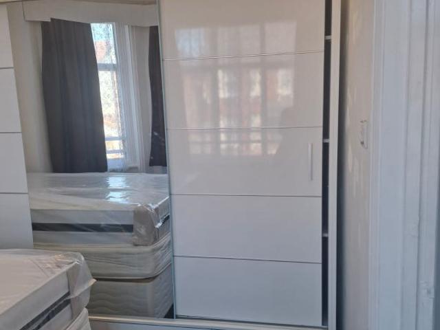 Large studio with 1 bedroom and 1 living room