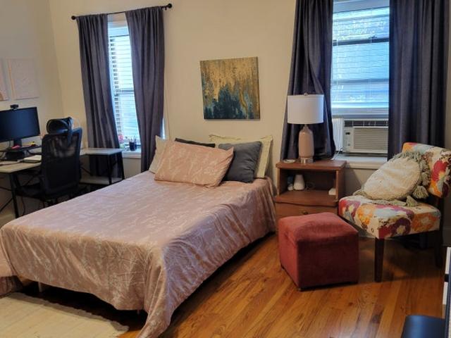 Large, Sunny Bedroom in Perfect Brooklyn Location