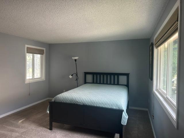 LARGE SUNNY ROOM IN THE BROOKLYN NEIGHBORHOOD Inn