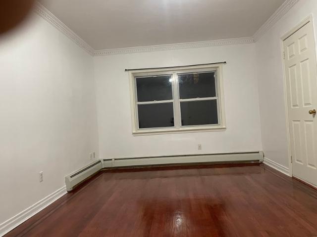 larger room in great location
