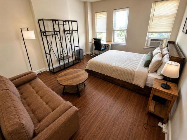Largest room in house including relax area Near Patterson Park & Hopkins | Kitchen, Laundry, Stay Rewards, All Utilities!