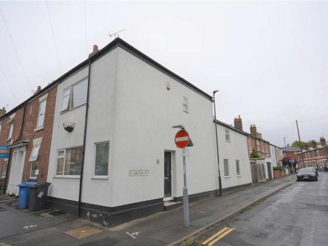 Larges Street Room 2