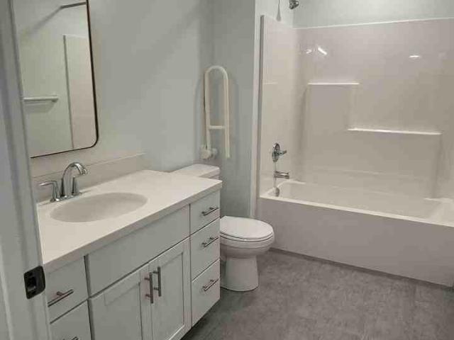 Larimore Senior Residences 2 Bedroom Apartment for Rent at 3483 Larimore Ave, Omaha, NE 68111 Monmouth Park