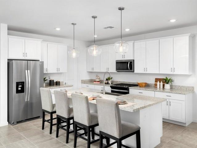 Lark Plan Rancho Mirage Reserve Series Community