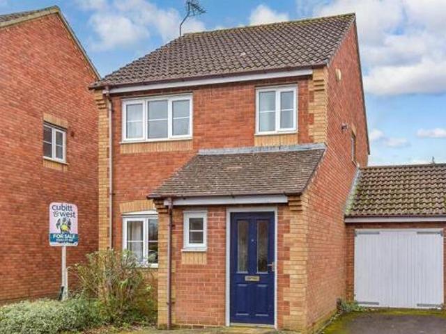 Lark Way, Westbourne, 3 Bedroom Link
