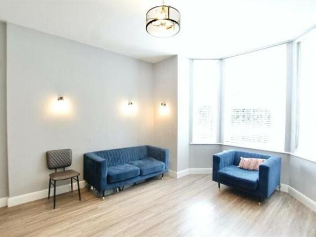 Larkdale Street, Nottingham, Nottinghamshire NG7, 2 bed flat to rent, £1,300 pcm | PrimeLocation