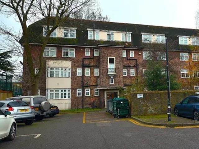 Larkhall Primary Campus, Smedley Street, London, SW4 6PH, United Kingdom | 3 bed apartment for rent #140657528 | Rentberry