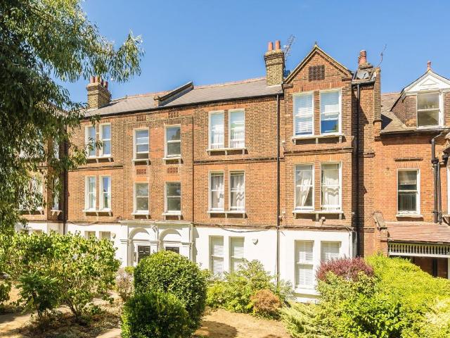 Larkhall Rise, London SW4, 1 bed flat to rent, £1,750 pcm | PrimeLocation