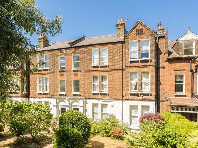 Larkhall Rise, London SW4 1 bed flat to rent £1,750 pcm £404 pw