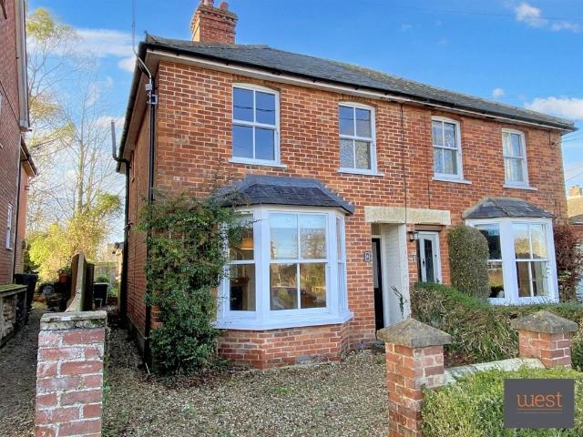 Larkhill, Wantage, 3 bedroom, House Semi Detached